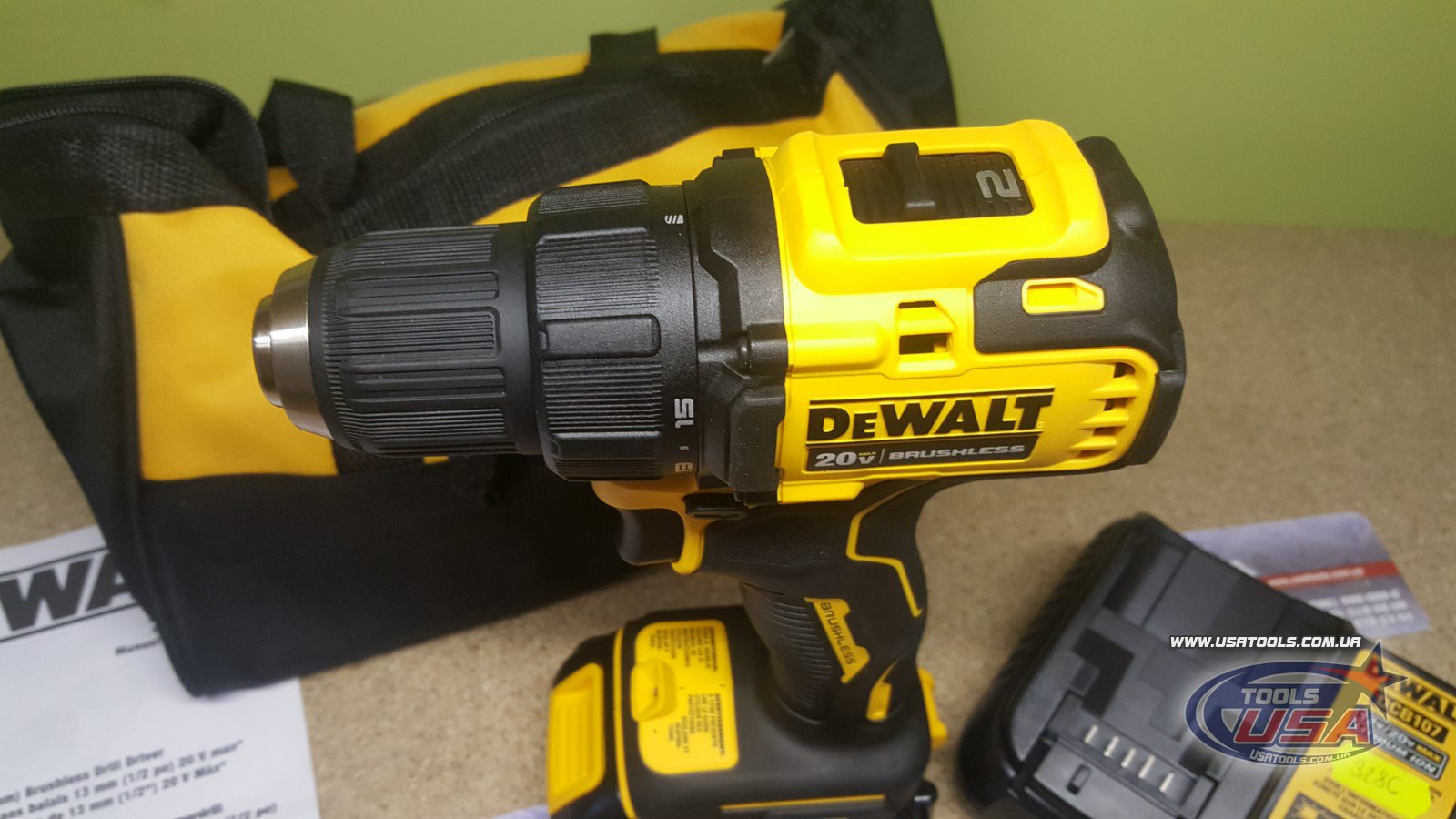 Бесщеточная компактная дрель-шуруповерт 18/20В Li Atomic DeWALT ...